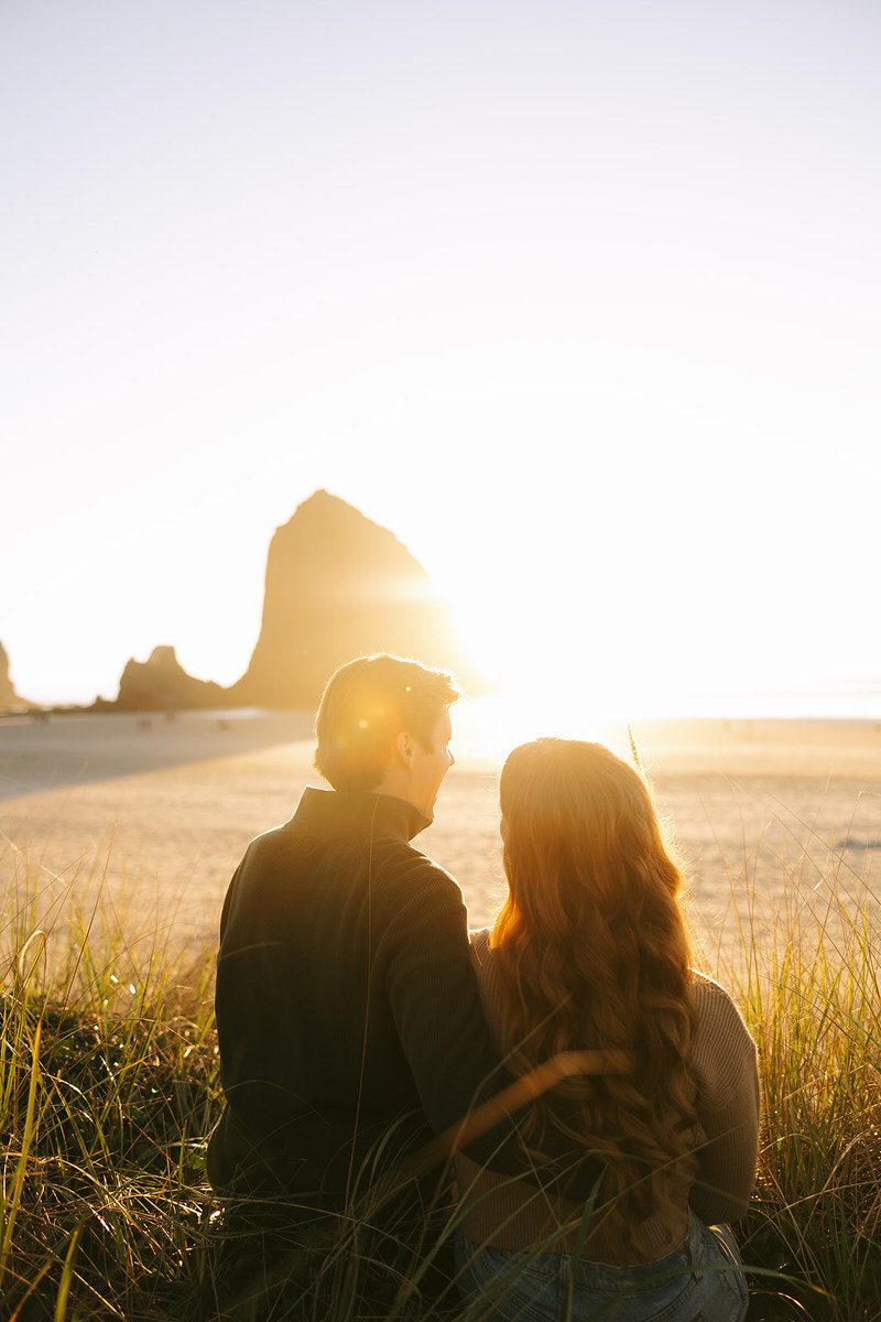 Cannon Beach Engagement at Haystack Rock | Jason & Leah | sokolco.com